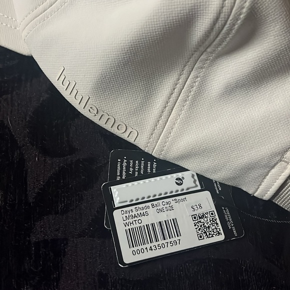 lululemon athletica | Accessories | Lululemon Days Shade Ball Cap Sport ...